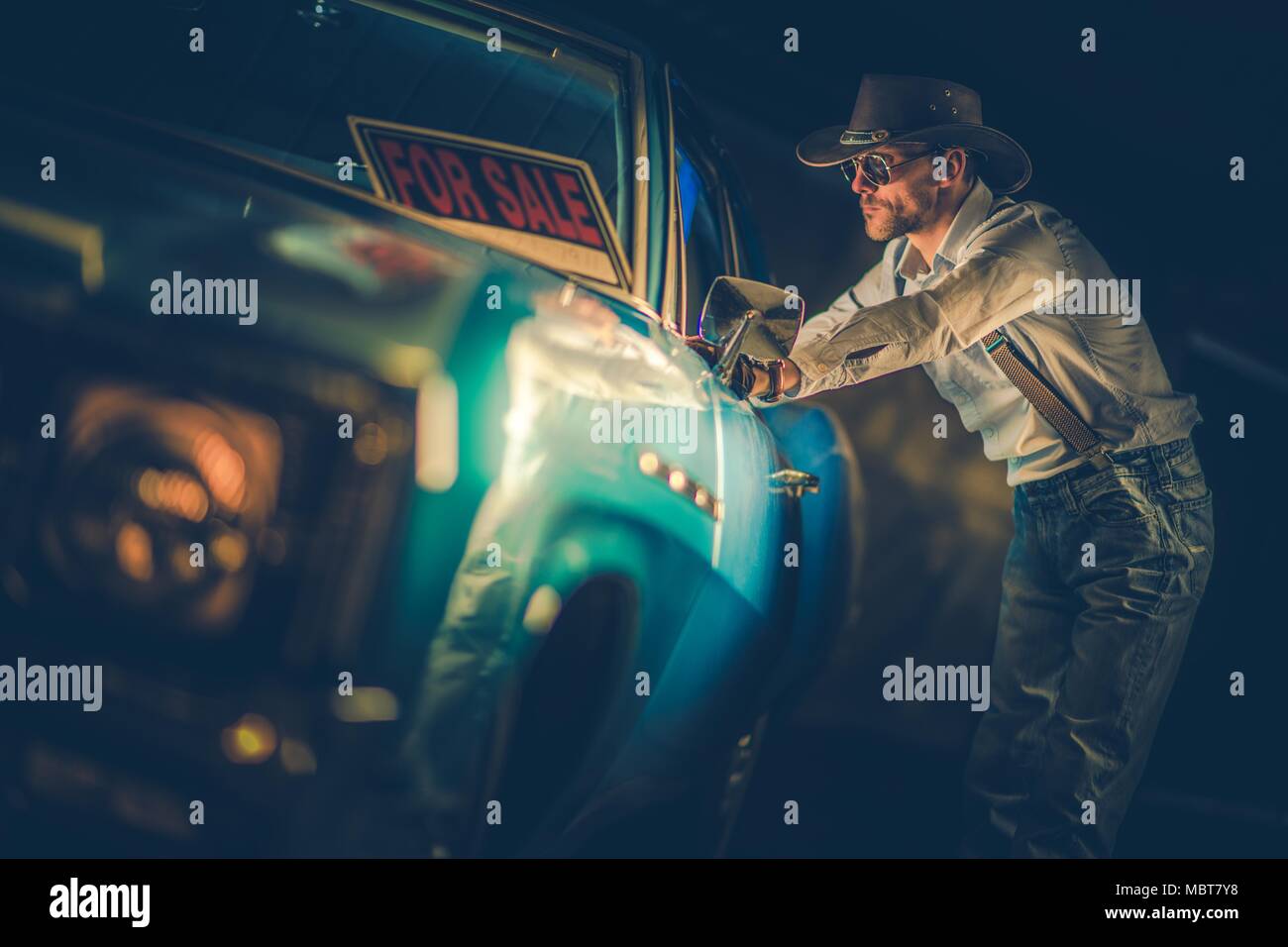 Cowboy vintage hi-res stock photography and images - Alamy