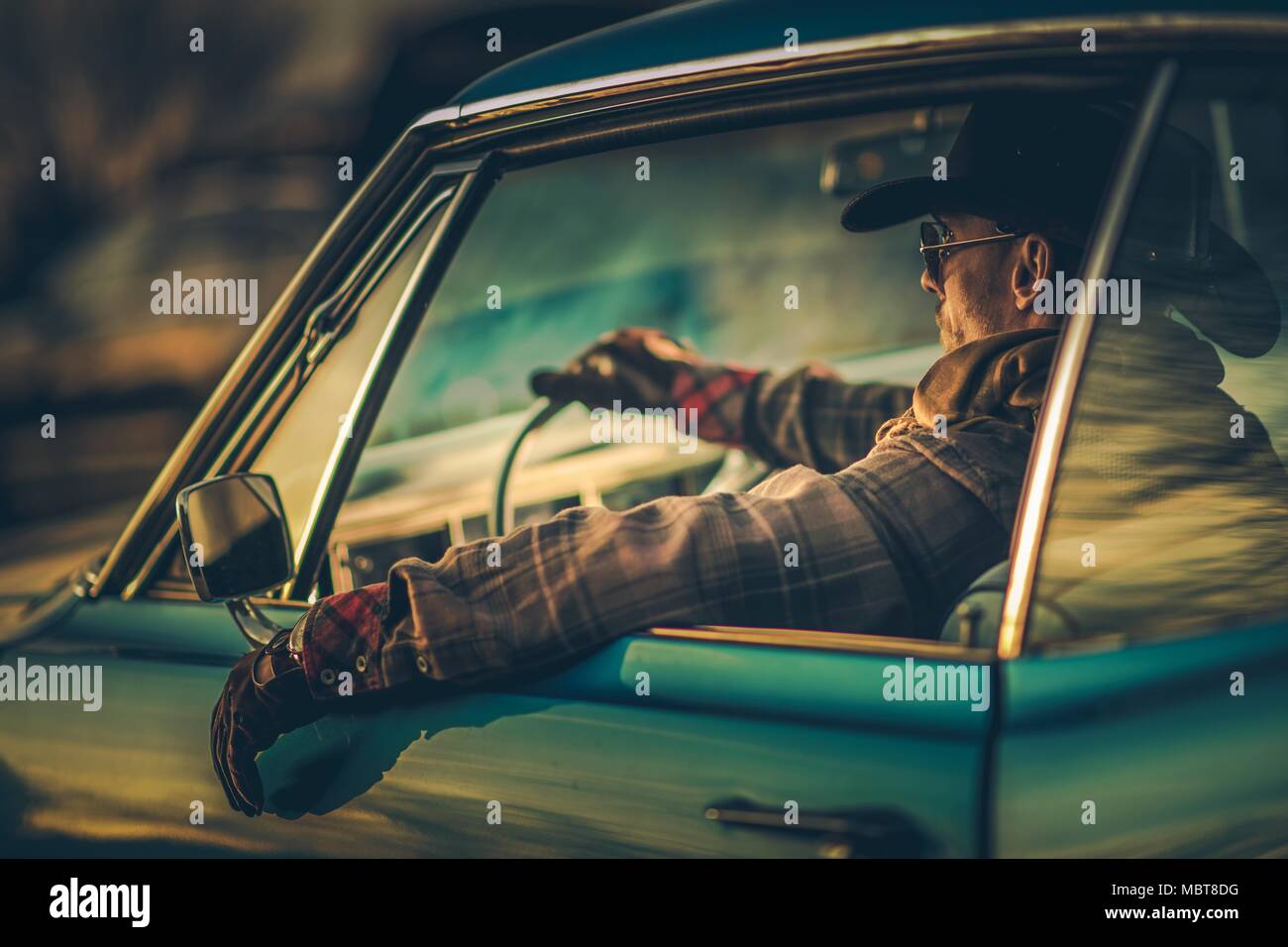 Cowboy style hi-res stock photography and images - Alamy