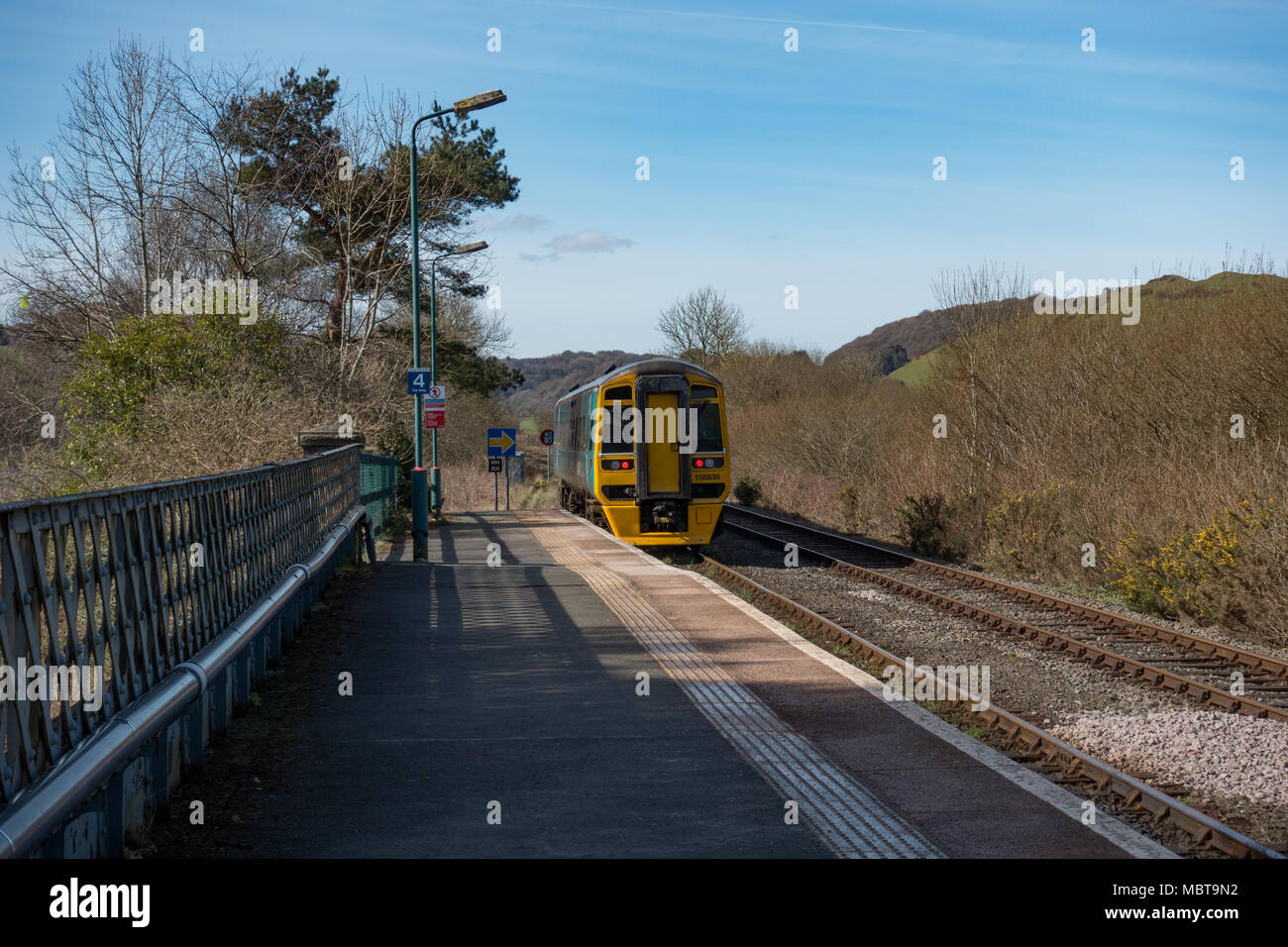 Welsh train station hi-res stock photography and images - Alamy