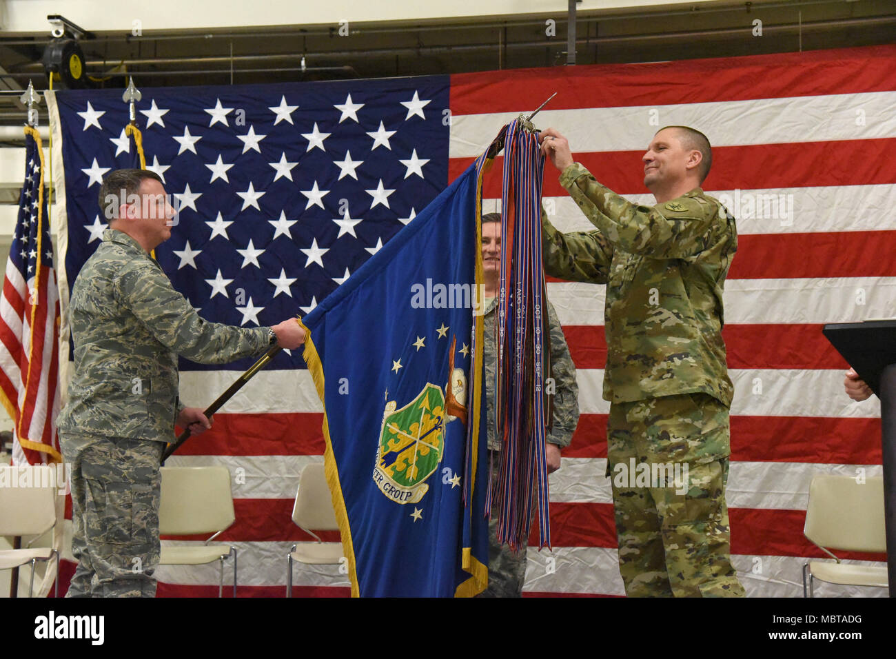 Air force outstanding unit award hi-res stock photography and images ...
