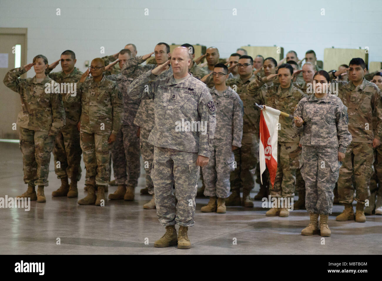 Arizona Army National Guard Soldiers from the 198th Regional Support ...