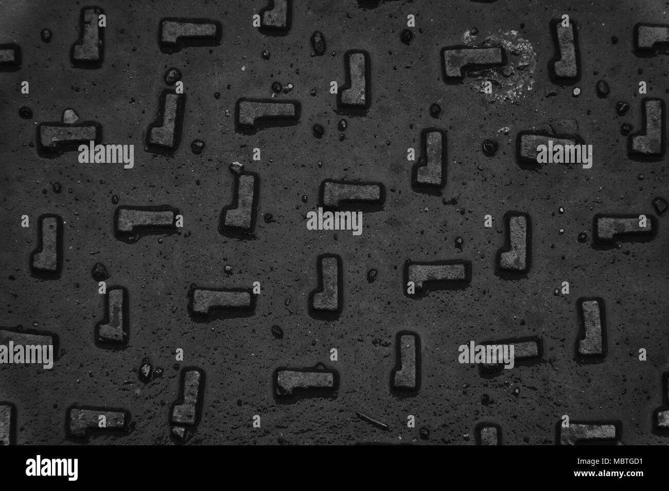 Monochrome Wet Iron Background, rusty texture, cracked surface Stock ...