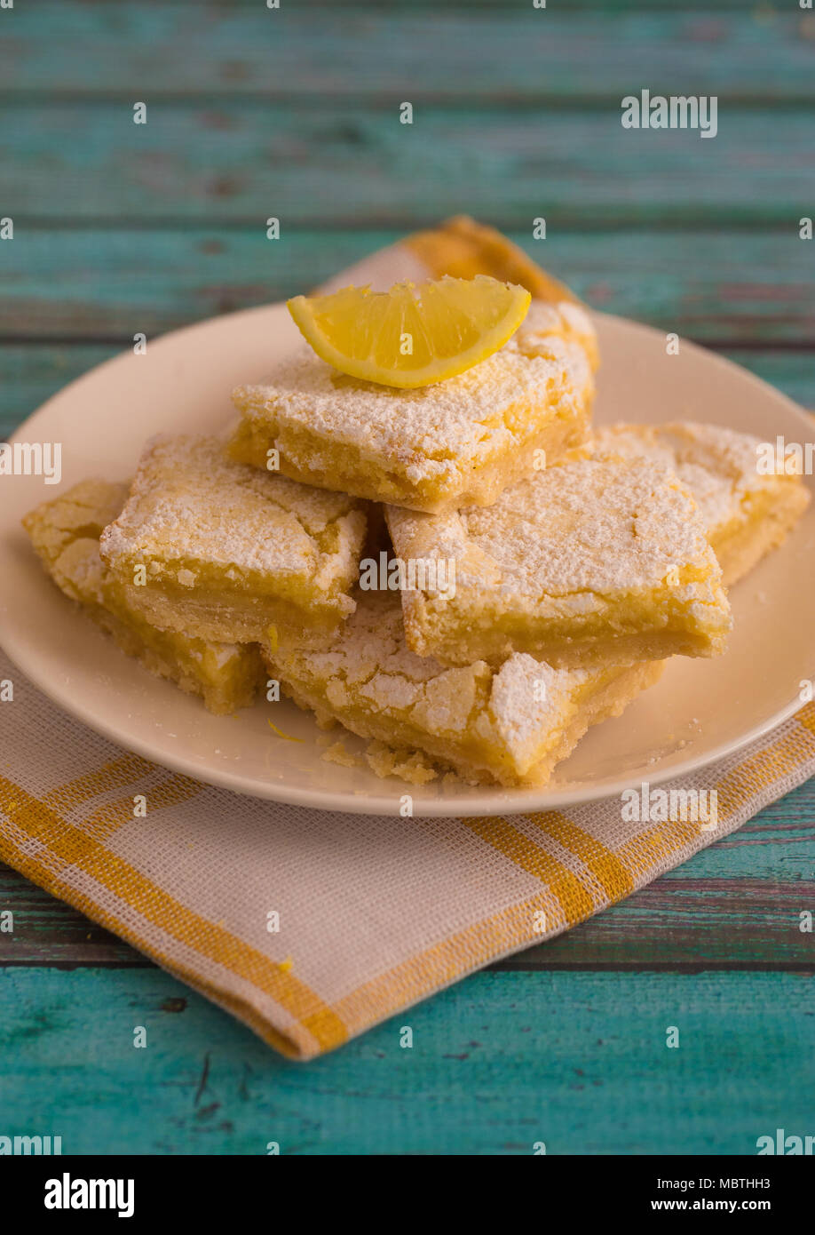 Teal bars hi-res stock photography and images - Alamy