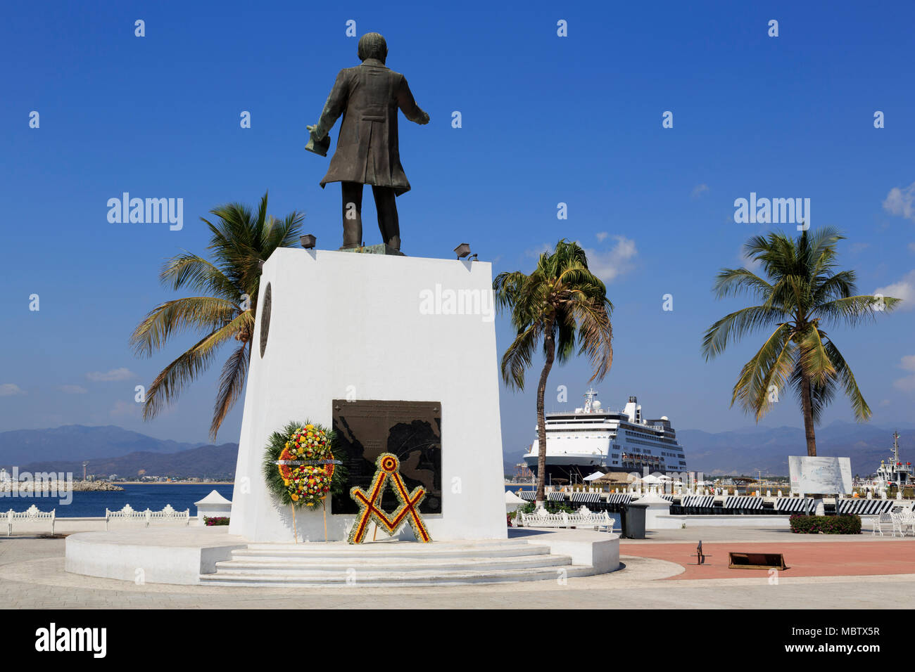 President Benito Juarez Monument, Manzanillo City, Colima State, Mexico ...