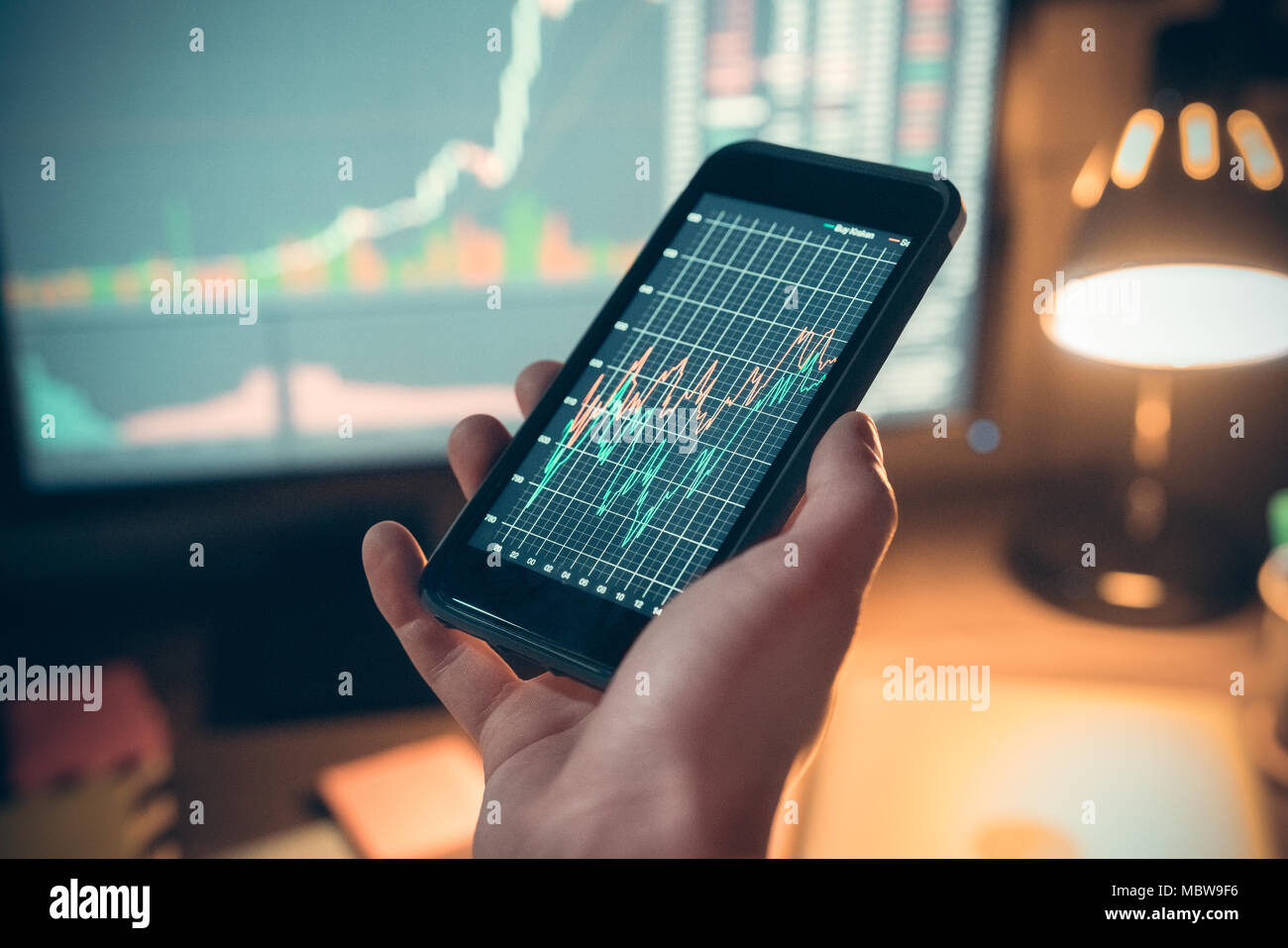 Stockbroker sync hi-res stock photography and images - Alamy