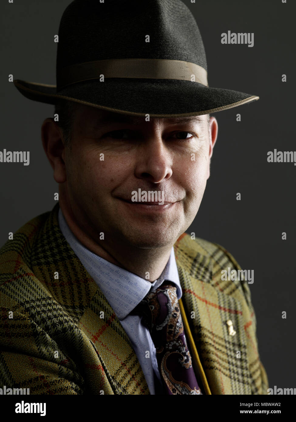 Marc allum antiques hi-res stock photography and images - Alamy