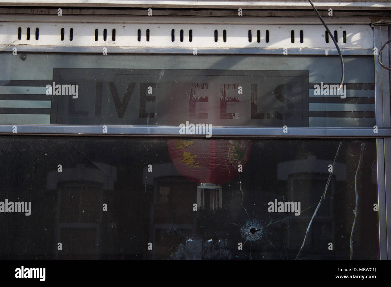 London eel and pie shop hi-res stock photography and images - Alamy