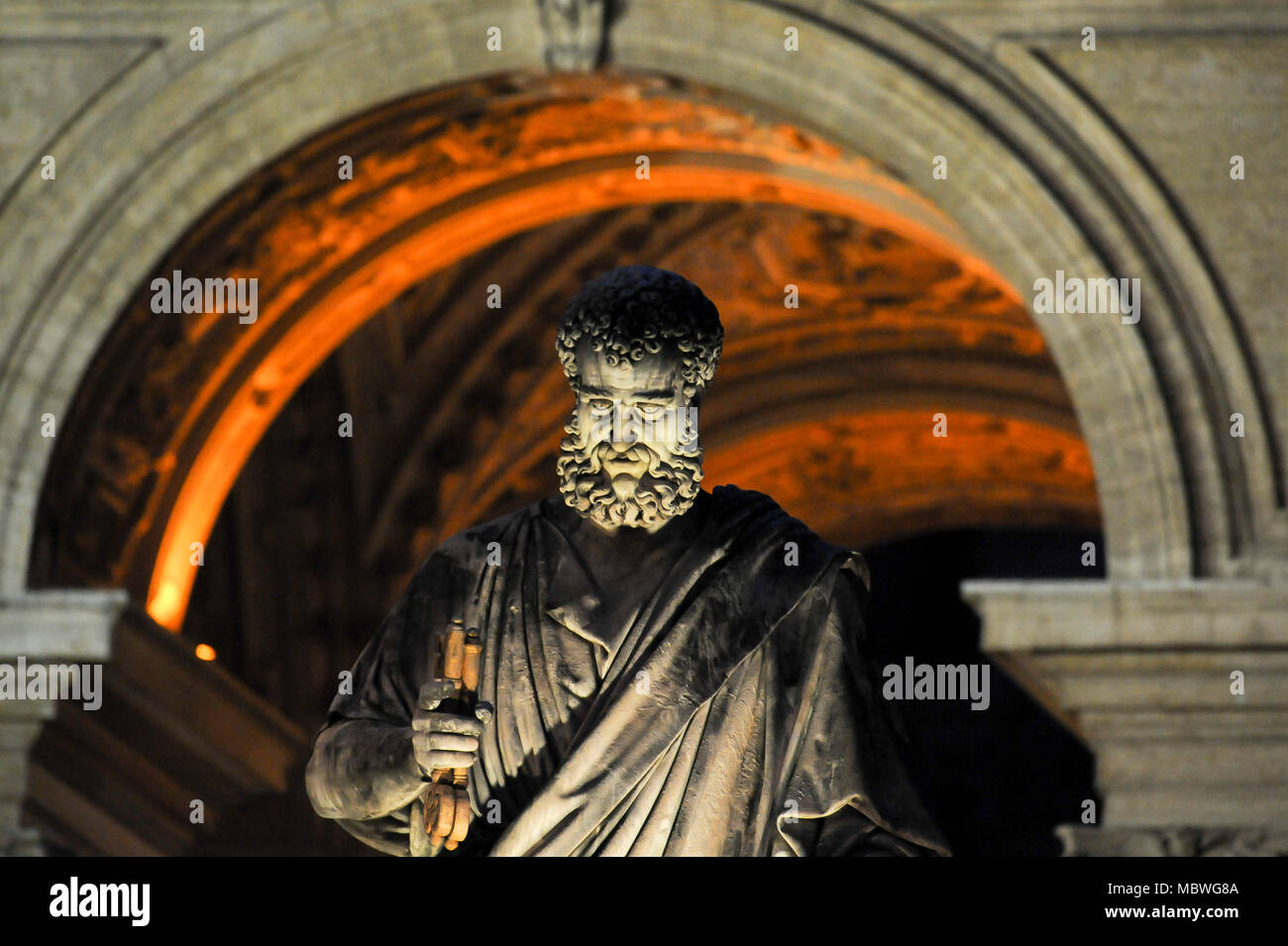 Saint Peter statue on Piazza San Pietro (Saint Peter Square) of Italian ...