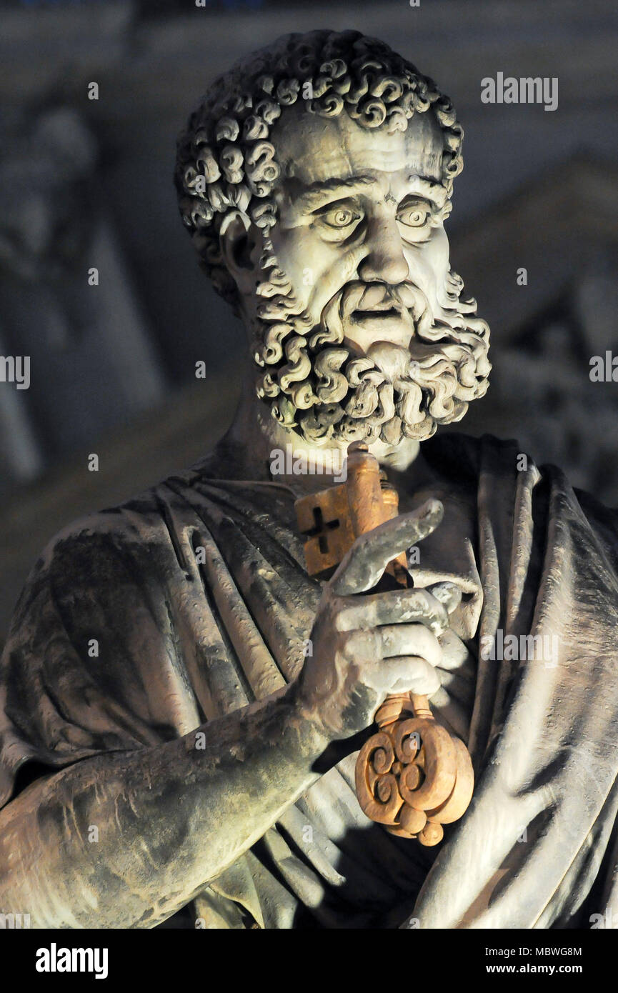 Saint Peter statue on Piazza San Pietro (Saint Peter Square) of Italian ...