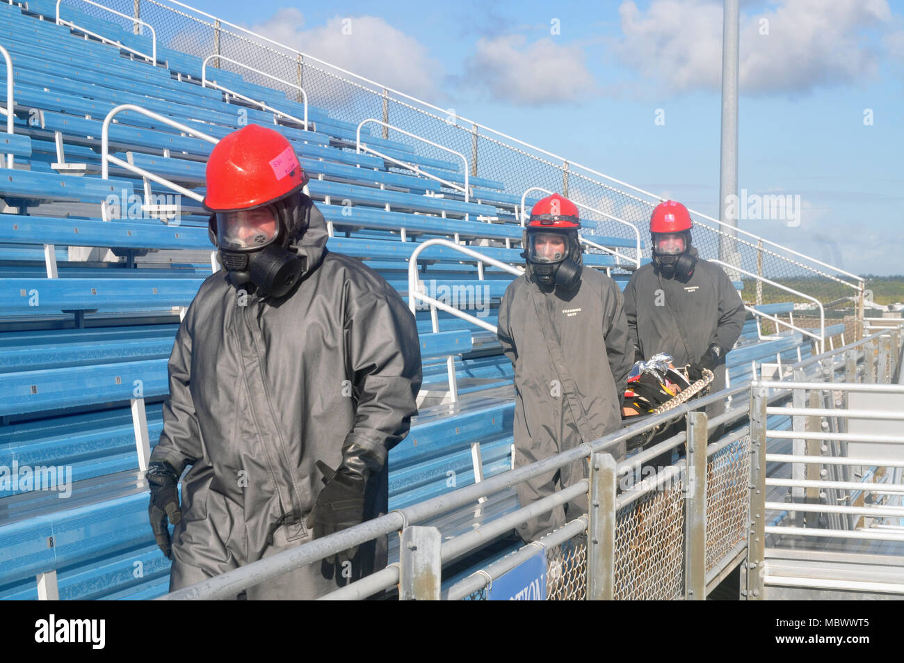U.S. Army Reserve Spc. Christopher Elliott, left, Sgt. Jeffrey Evans ...