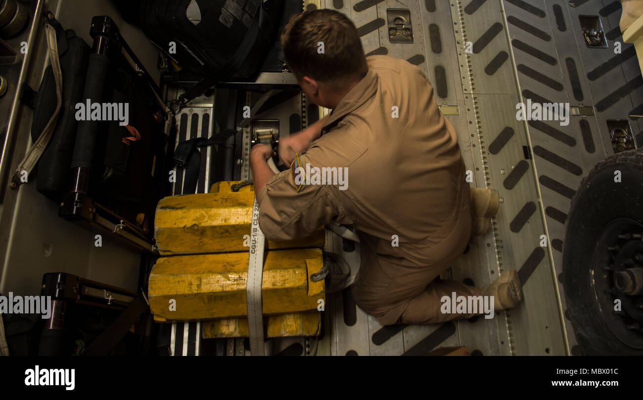 Aircraft chocks hi-res stock photography and images - Alamy