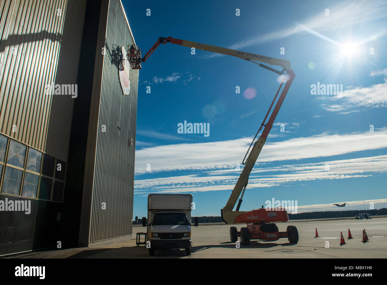 Hangar 1200 hi-res stock photography and images - Alamy