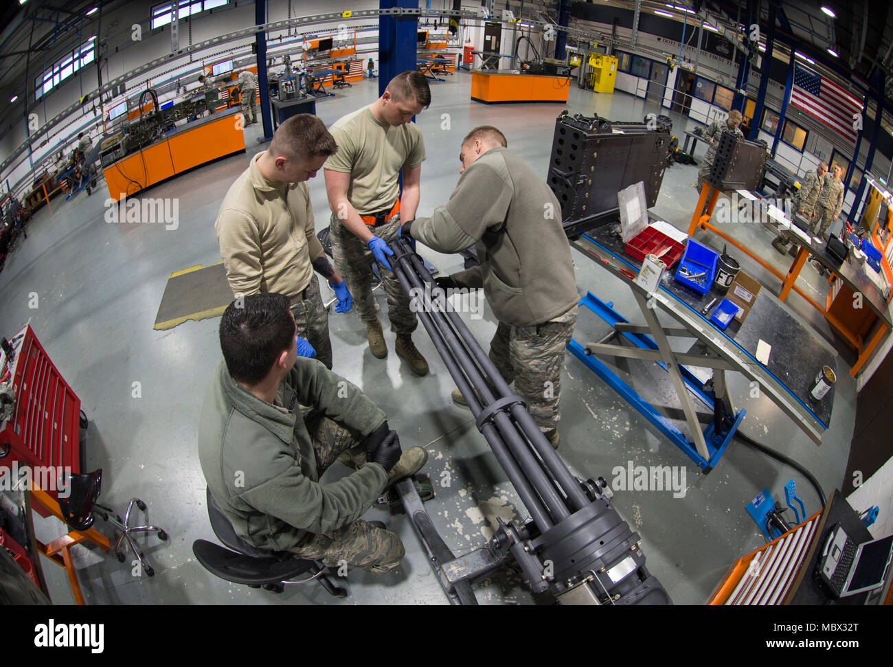 20mm cannon hi-res stock photography and images - Alamy