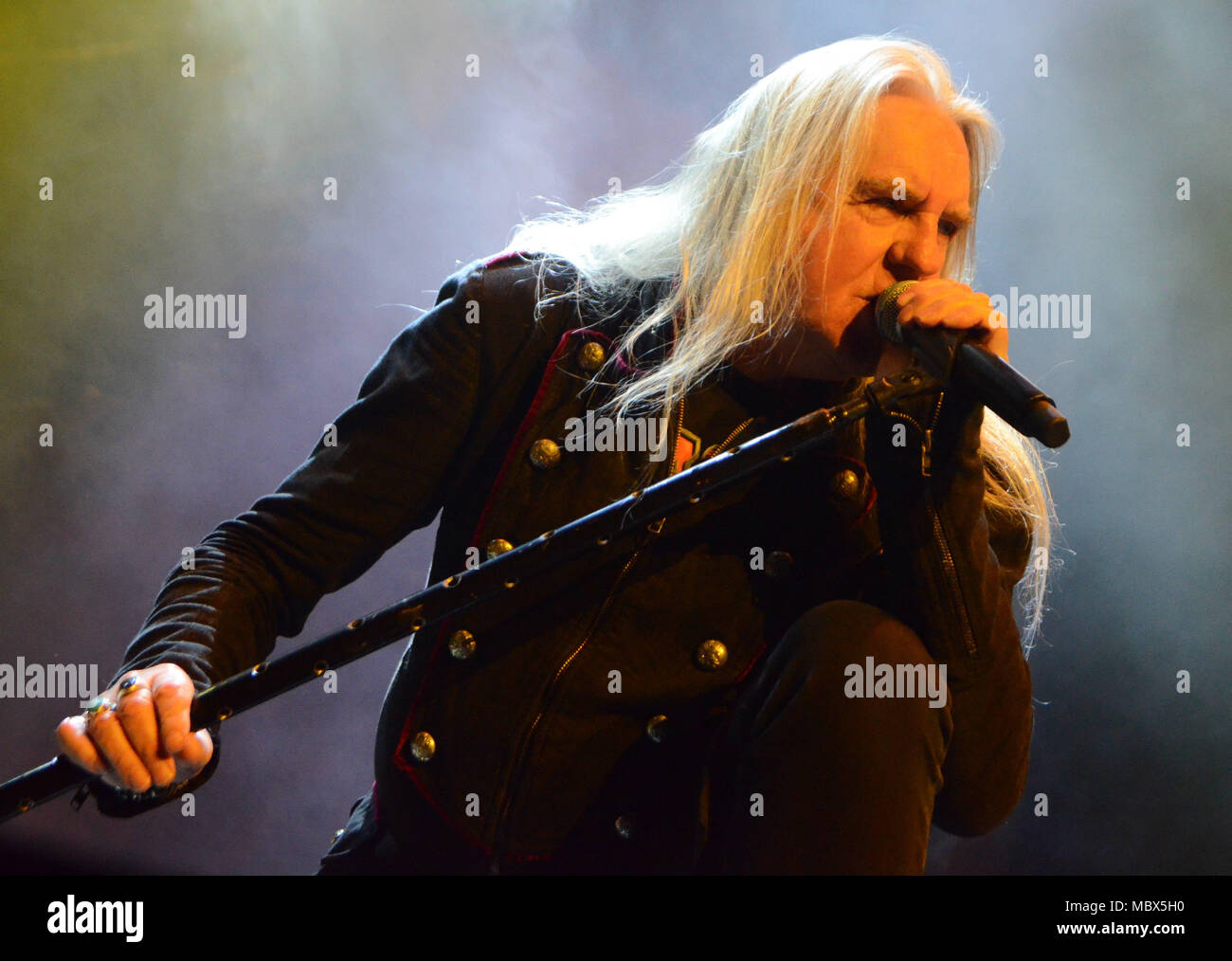 Green Bay, Wisconsin, USA. 5th Apr, 2018. Lead singer Biff Byford of ...
