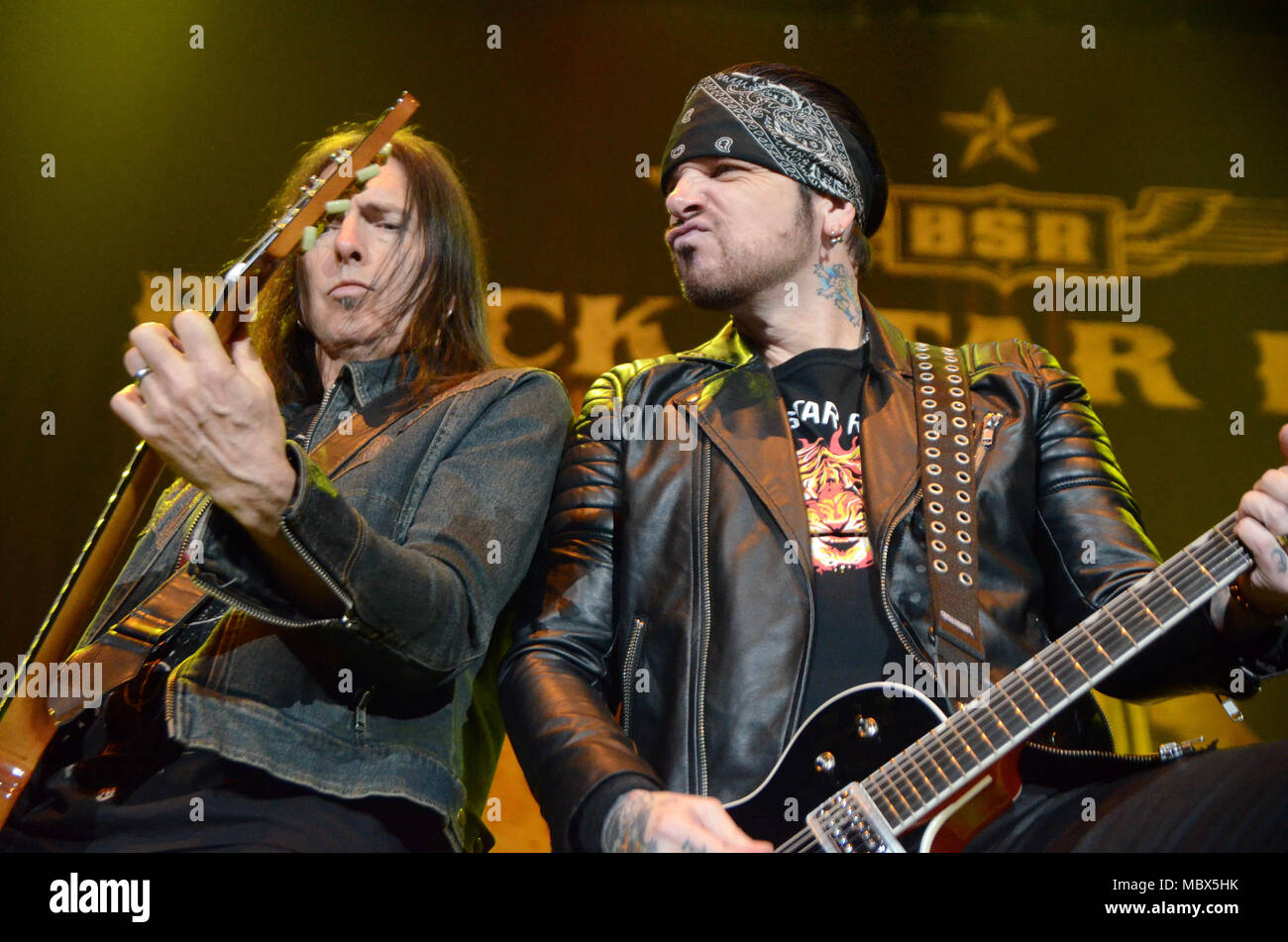 Black star riders band hi-res stock photography and images - Alamy