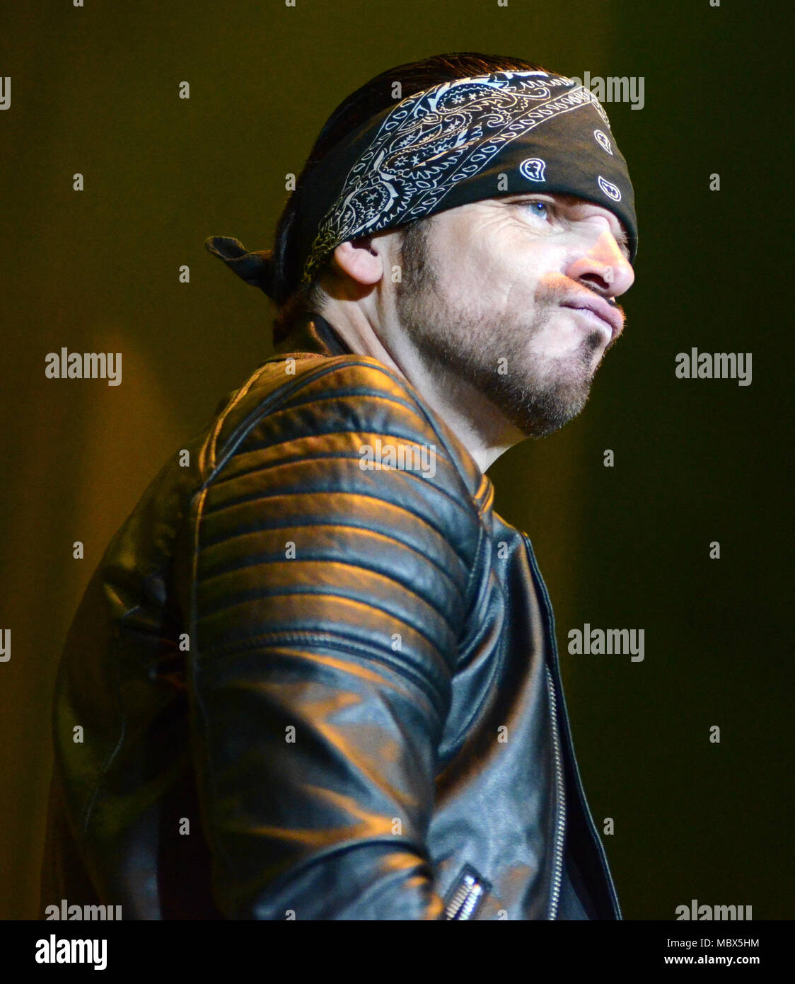 Black star riders band hi-res stock photography and images - Alamy