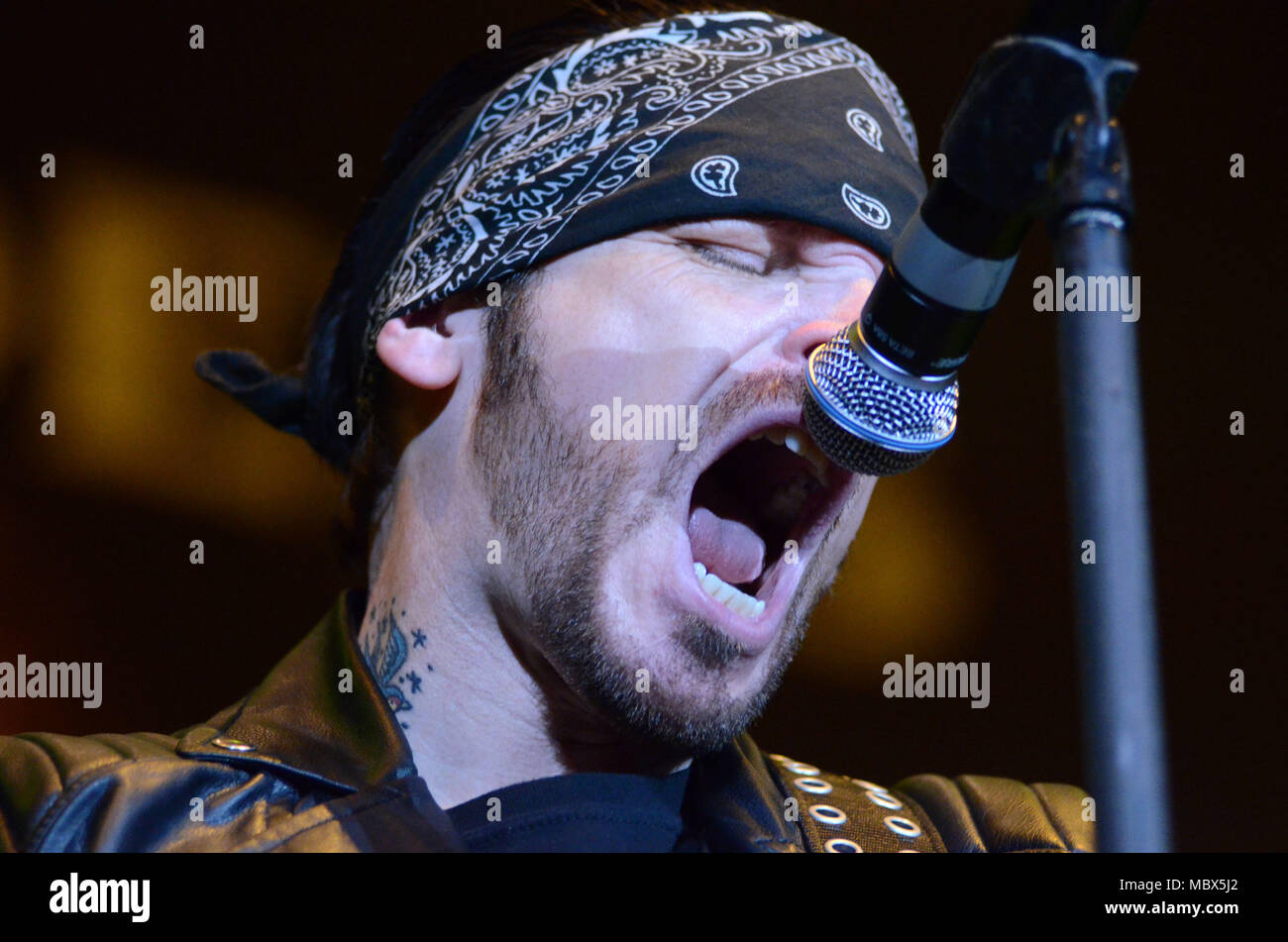 Green Bay, Wisconsin, USA. 5th Apr, 2018. Lead singer Ricky Warwick of ...