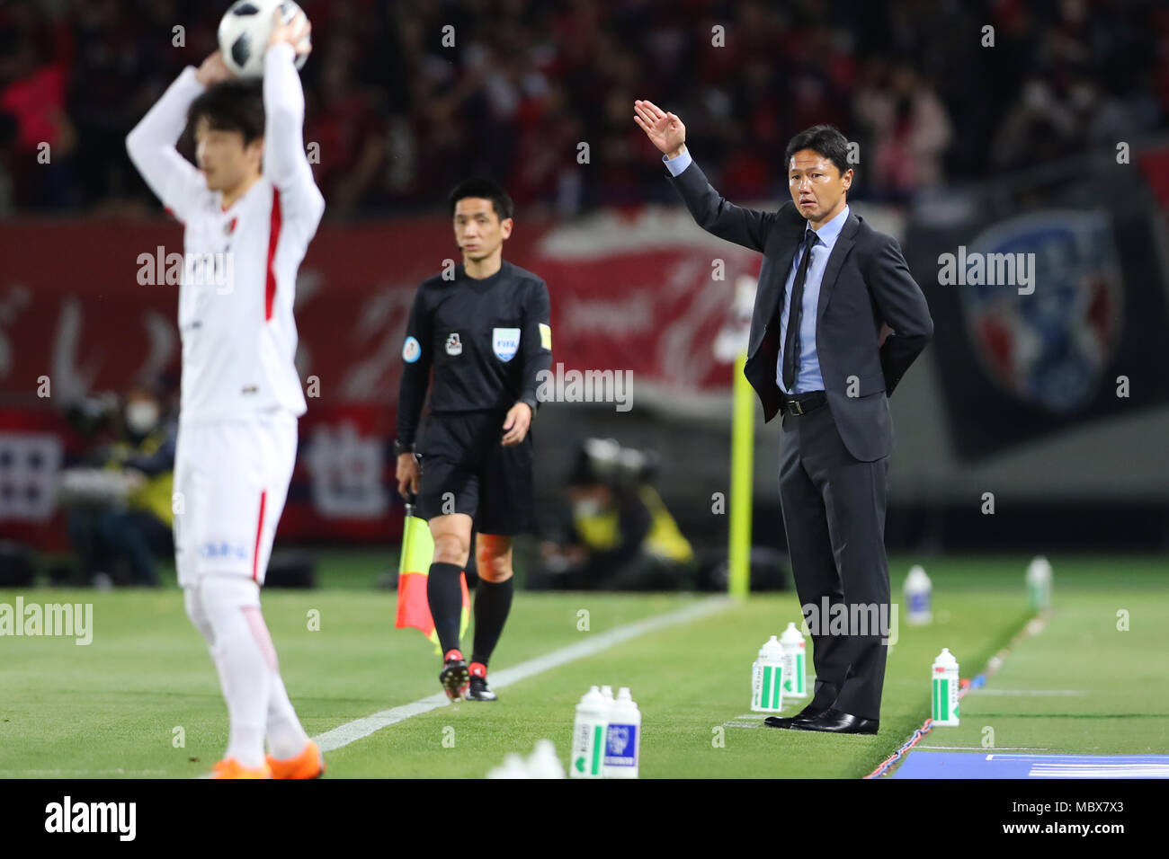 Ajinomoto Stadium, Tokyo, Japan. 11th Apr, 2018. Go Oiwa (Antlers ...