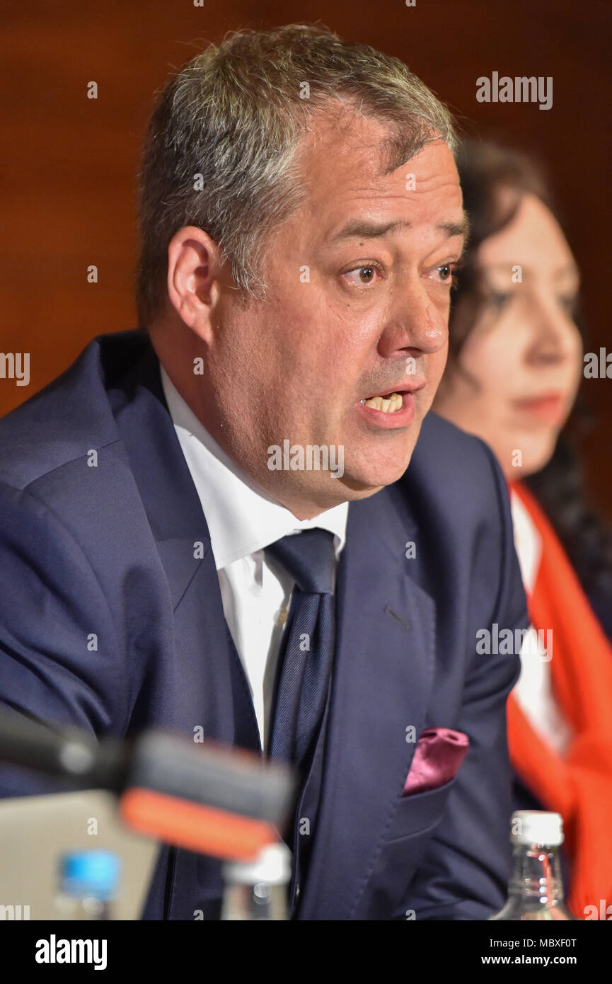 Peter haigh hi-res stock photography and images - Alamy