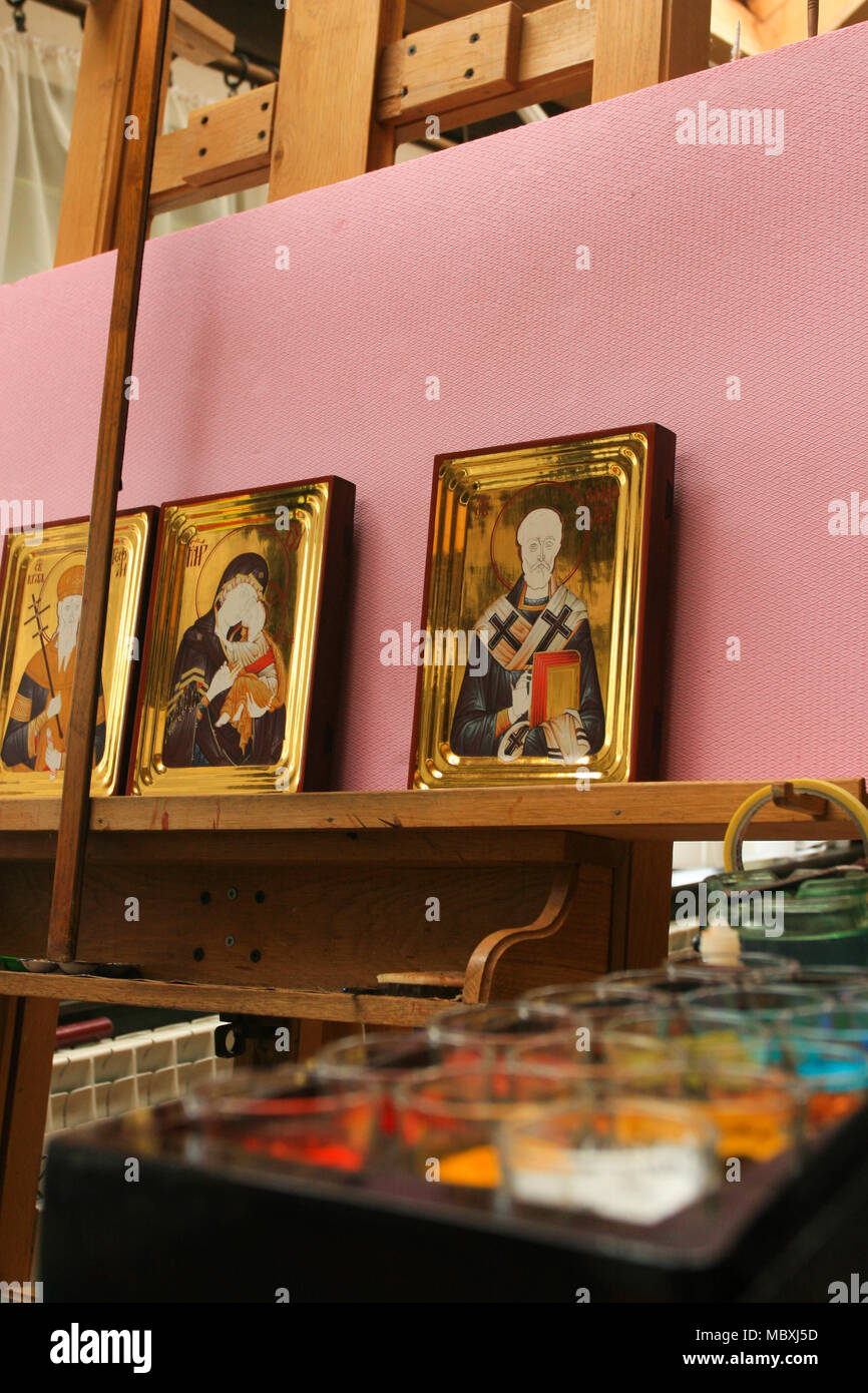 Patriarchate of Pec interior – painting Serbian orthodox icons Stock ...