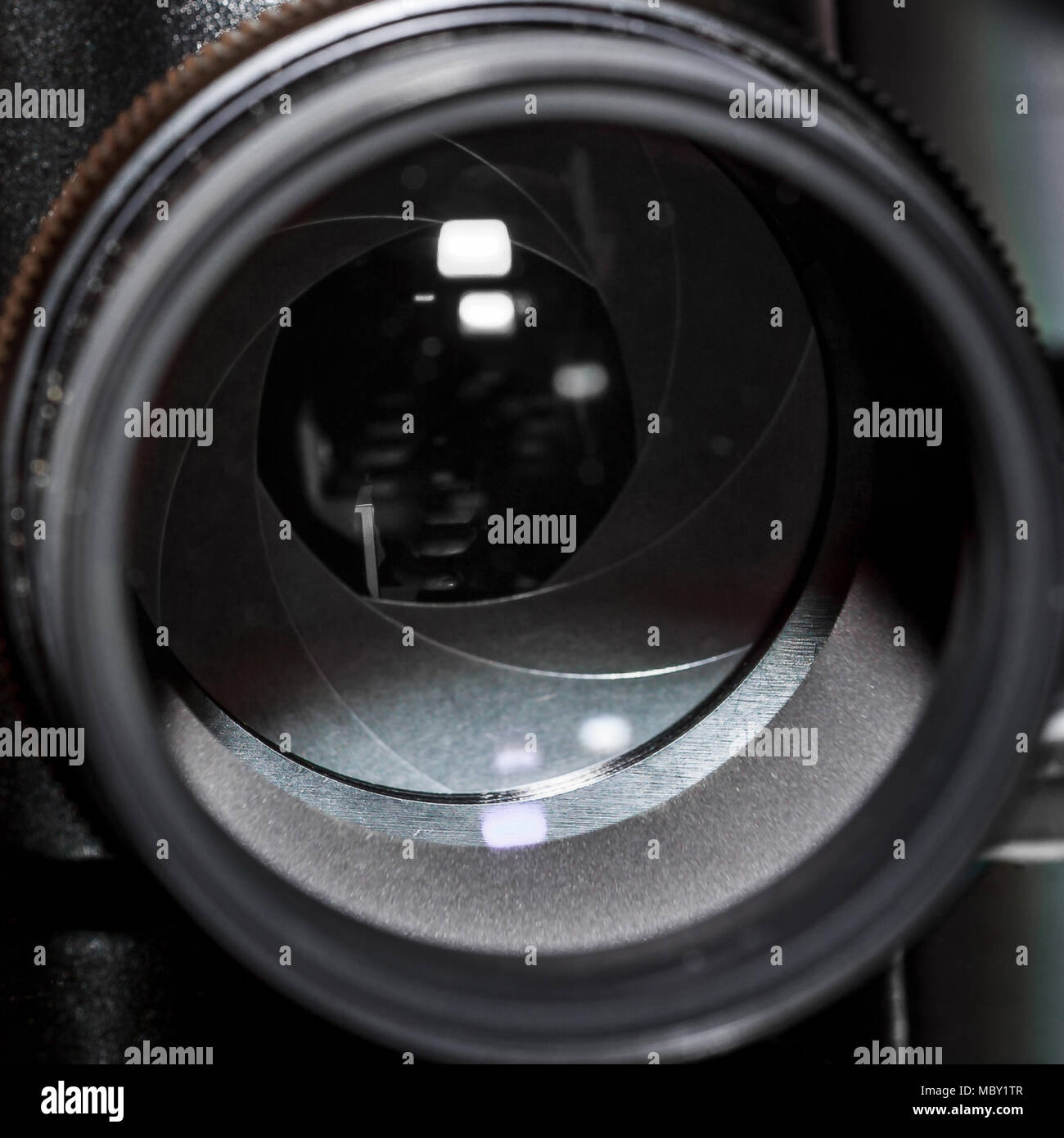 Photo aperture hi-res stock photography and images - Alamy