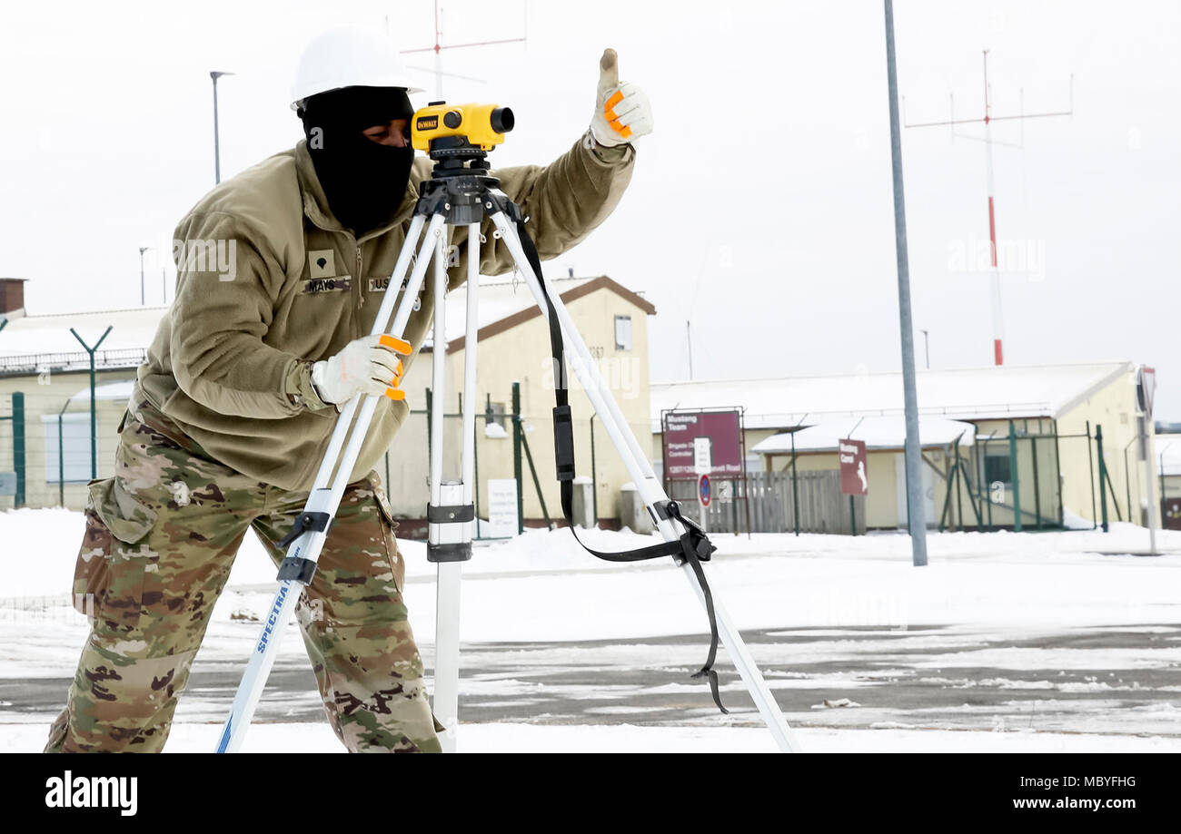U s army soldiers vertical hi-res stock photography and images - Alamy