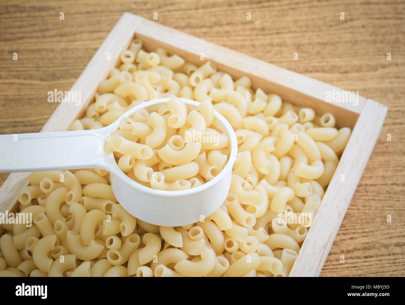 Spaghetti spoon measure hi-res stock photography and images - Alamy