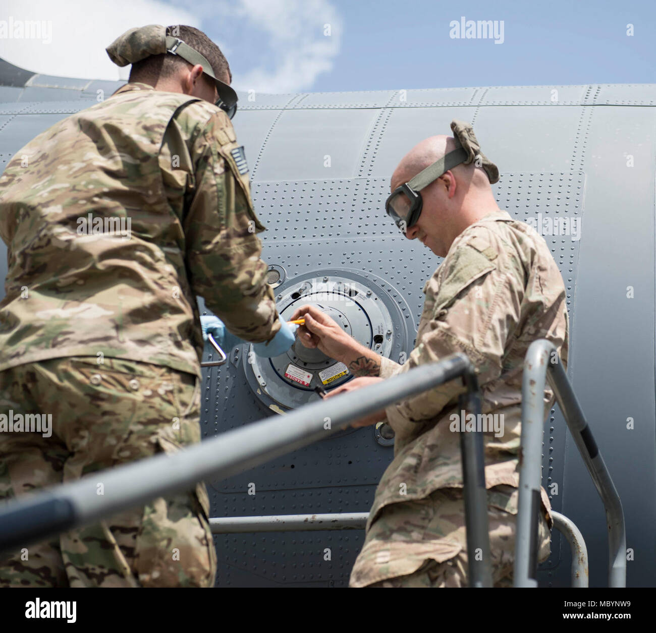 353rd special operations maintenance squadron hi-res stock photography ...