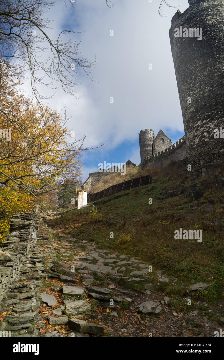 Bezdez Castle in Northern Bohemia, Czech Republic Stock Photo - Alamy