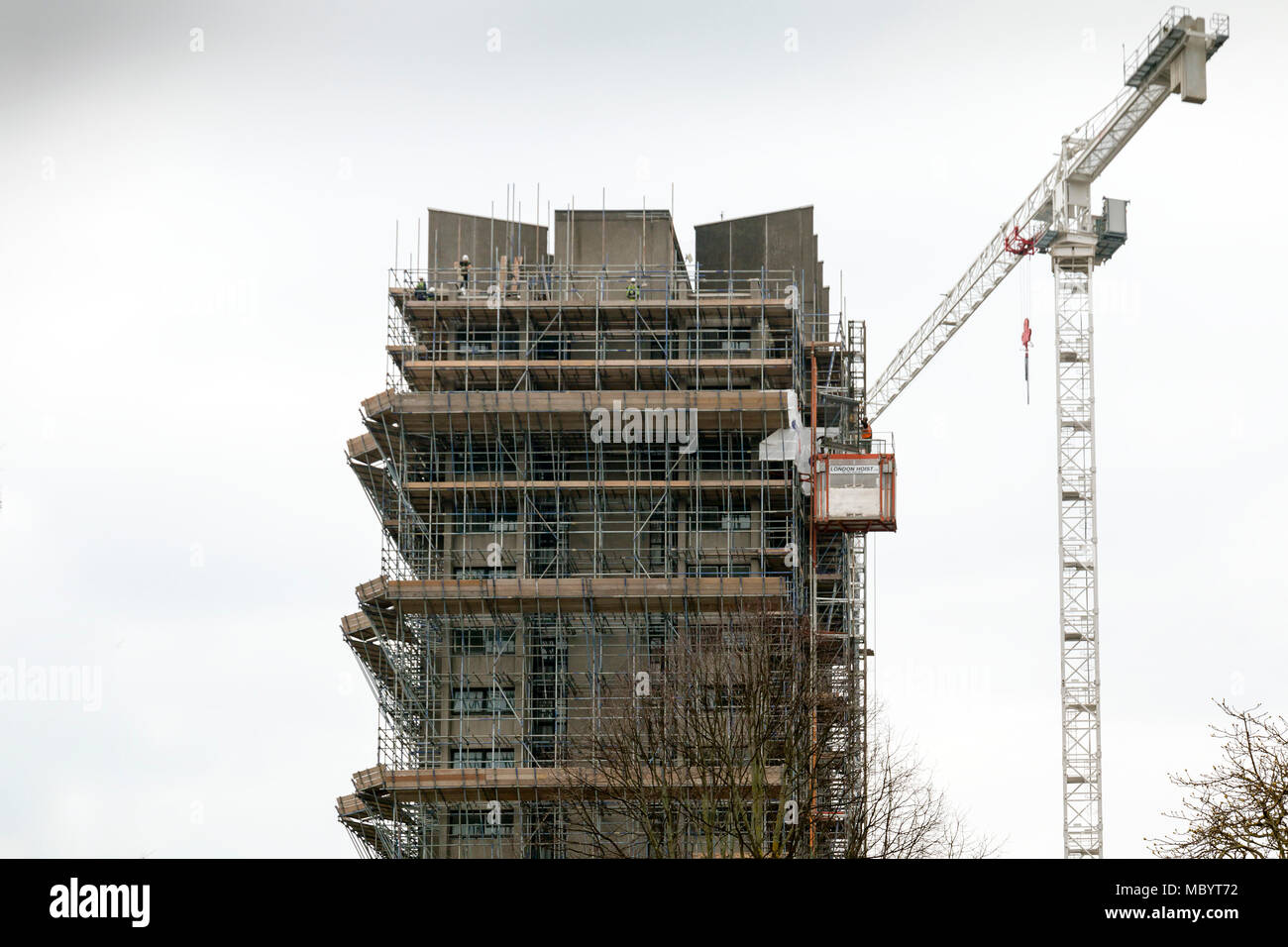 Coventry, West Midlands, UK - April 7, 2018: High rise Priory halls ...