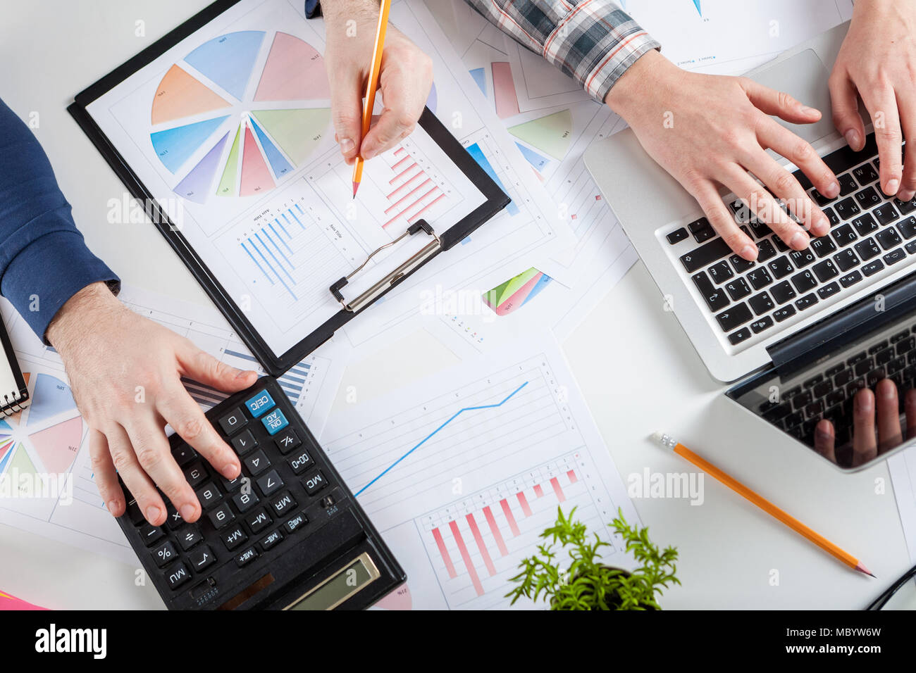 Forex Trade Graph Chart Concept Stock Photo - Alamy