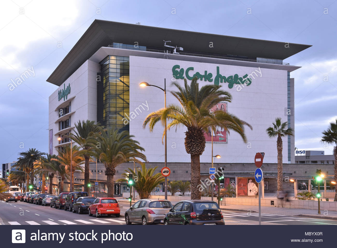 El Corte Inglés Retail Department Stock Photos & El Corte Inglés Retail ...