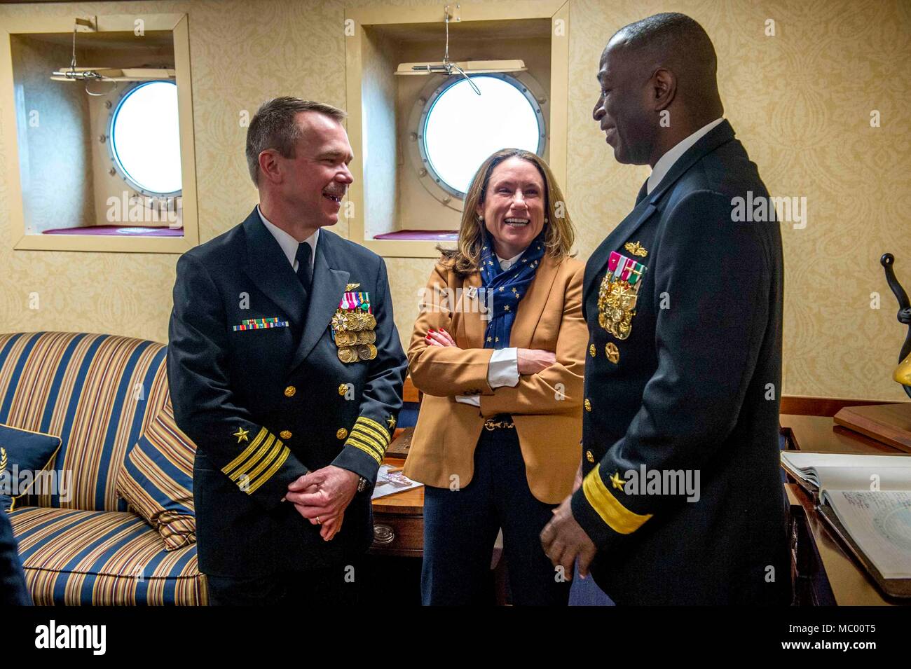 180112-N-NG136-018 NORFOLK, Va (Jan. 12, 2018) Capt. Sean Bailey, left ...