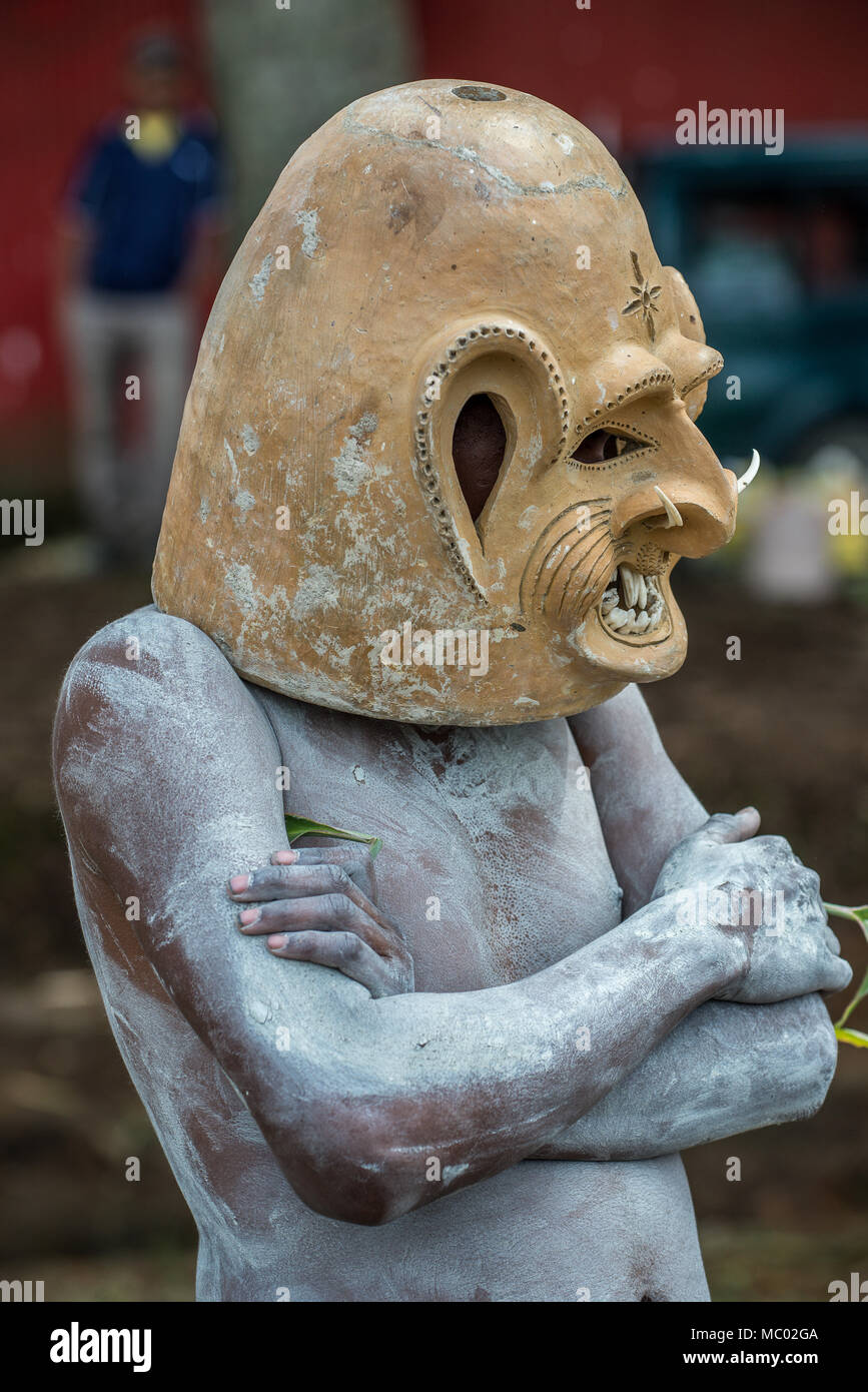 Asaro tribe hi-res stock photography and images - Alamy