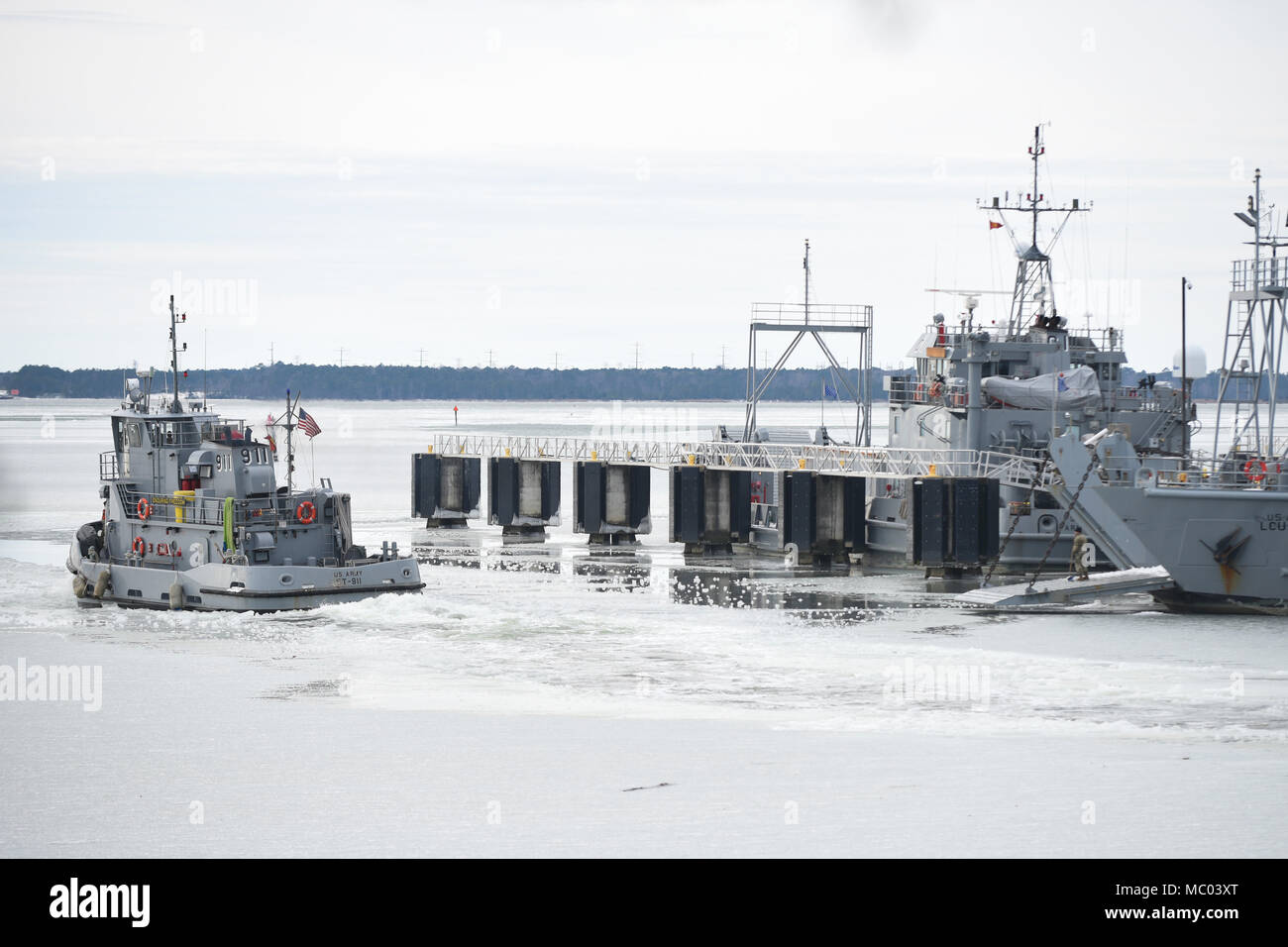 U s army tug boat hi-res stock photography and images - Alamy