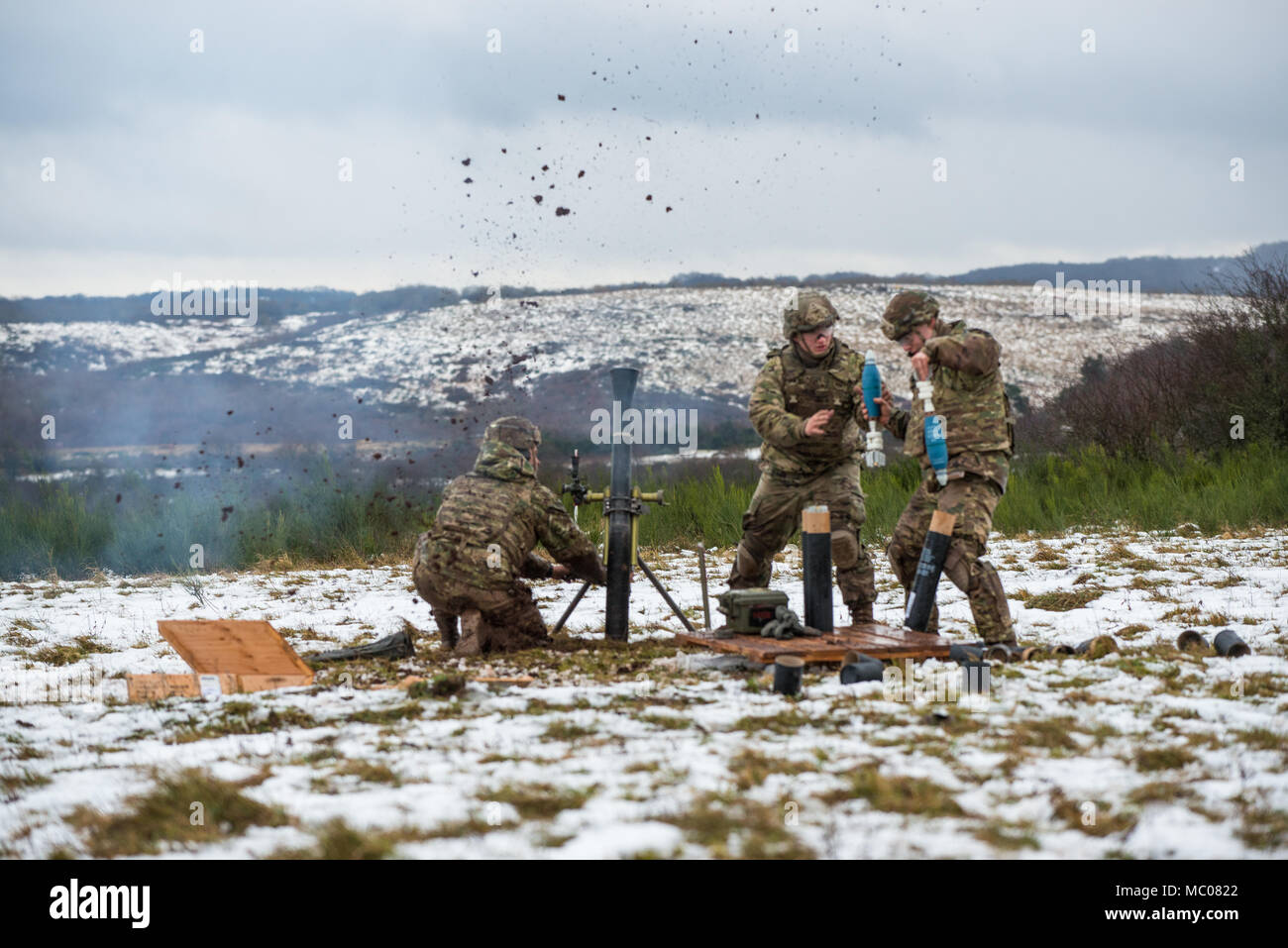 M252a1 81mm mortar system hi-res stock photography and images - Alamy