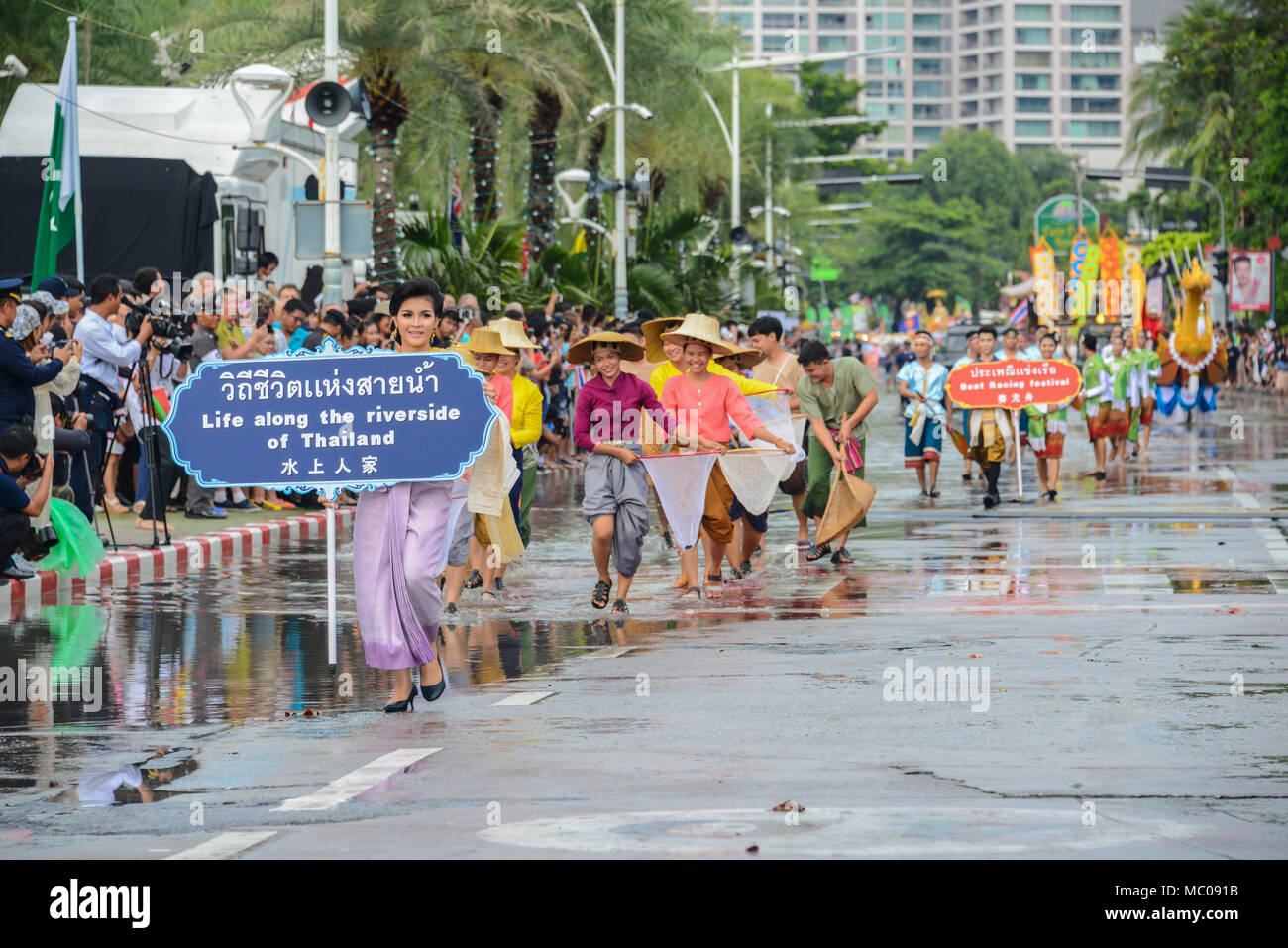 Pattaya, Thailand - November 19, 2017: Cultural Promotion parade ...