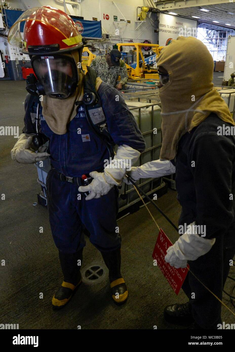 Self loa hi-res stock photography and images - Alamy