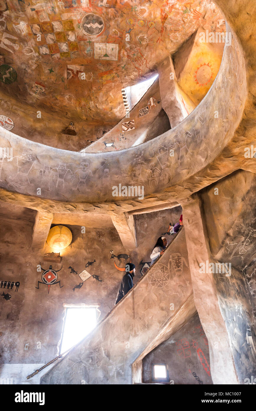 Grand Canyon, Arizona, US - March 28, 2017: Tourists climb the stairs ...