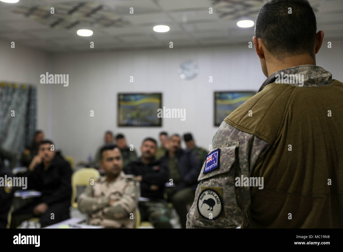 A New Zealand soldier instructs Iraqi Special Forces about forward ...