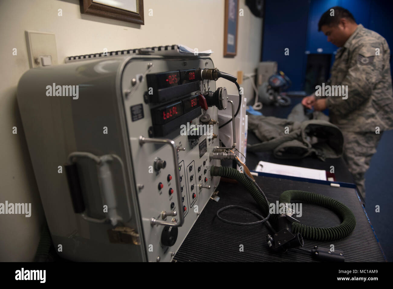 Gravity tester hi-res stock photography and images - Alamy