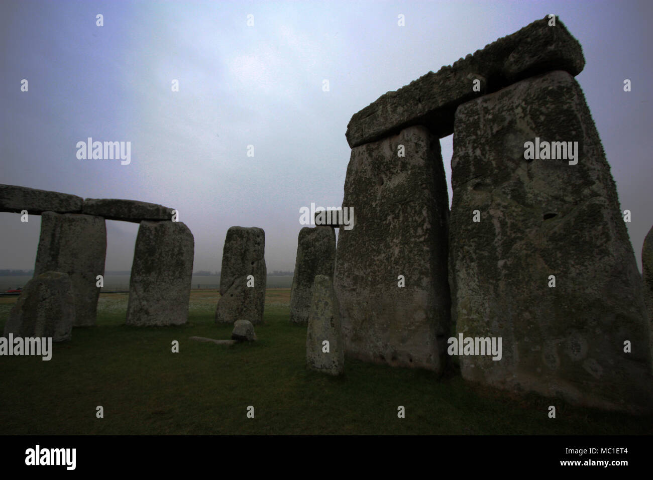 The world of stonehenge hi-res stock photography and images - Alamy