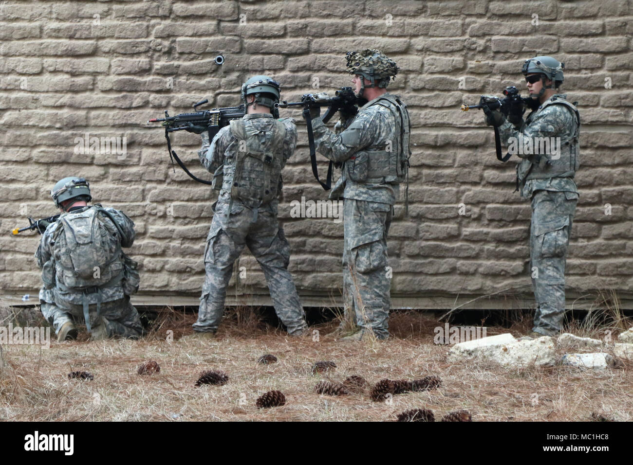 Soldiers from 1st Brigade Combat Team, 10th Mountain Division from Fort ...
