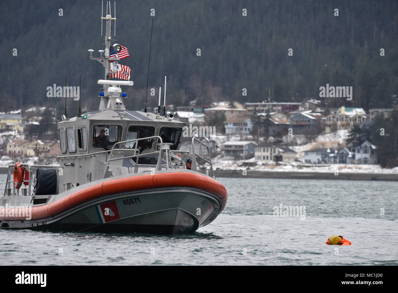 Response boat medium boatcrew hi-res stock photography and images - Alamy