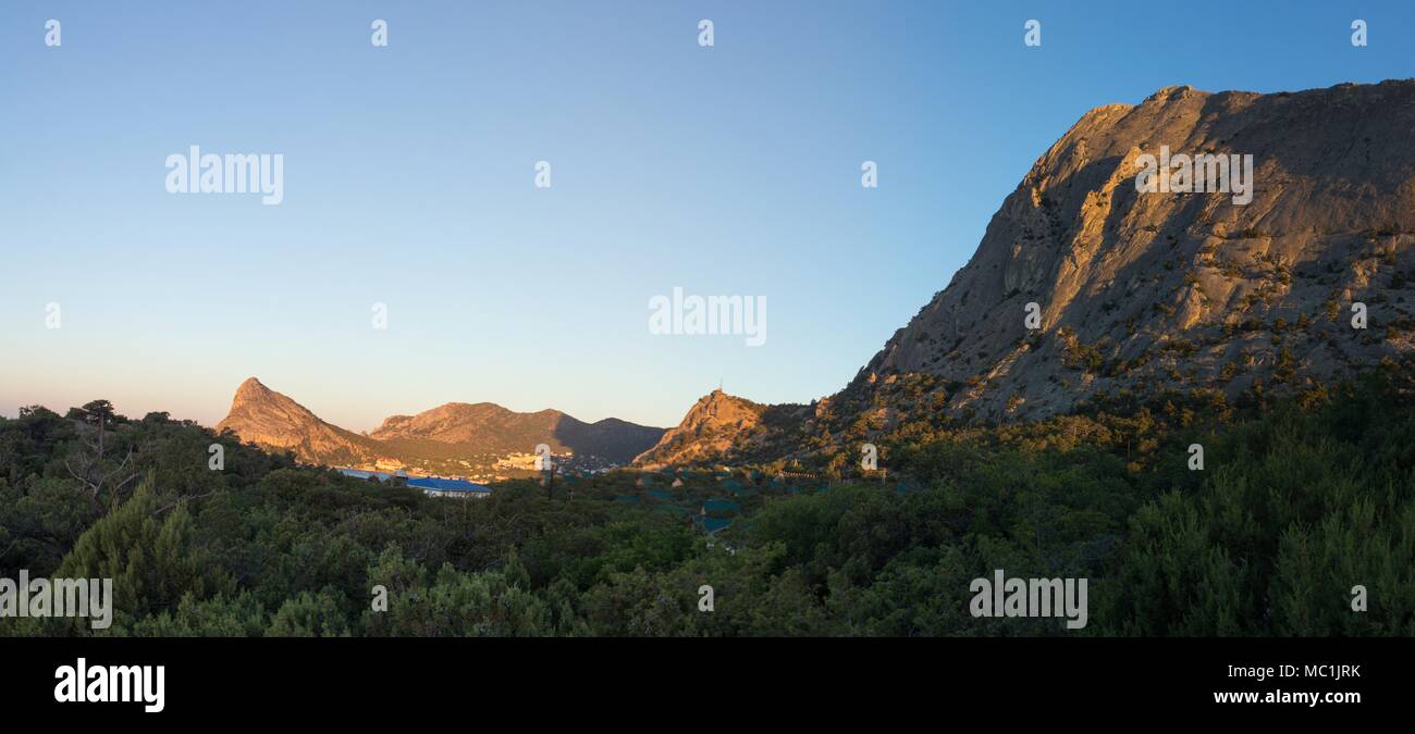 Delightful to view hi-res stock photography and images - Alamy