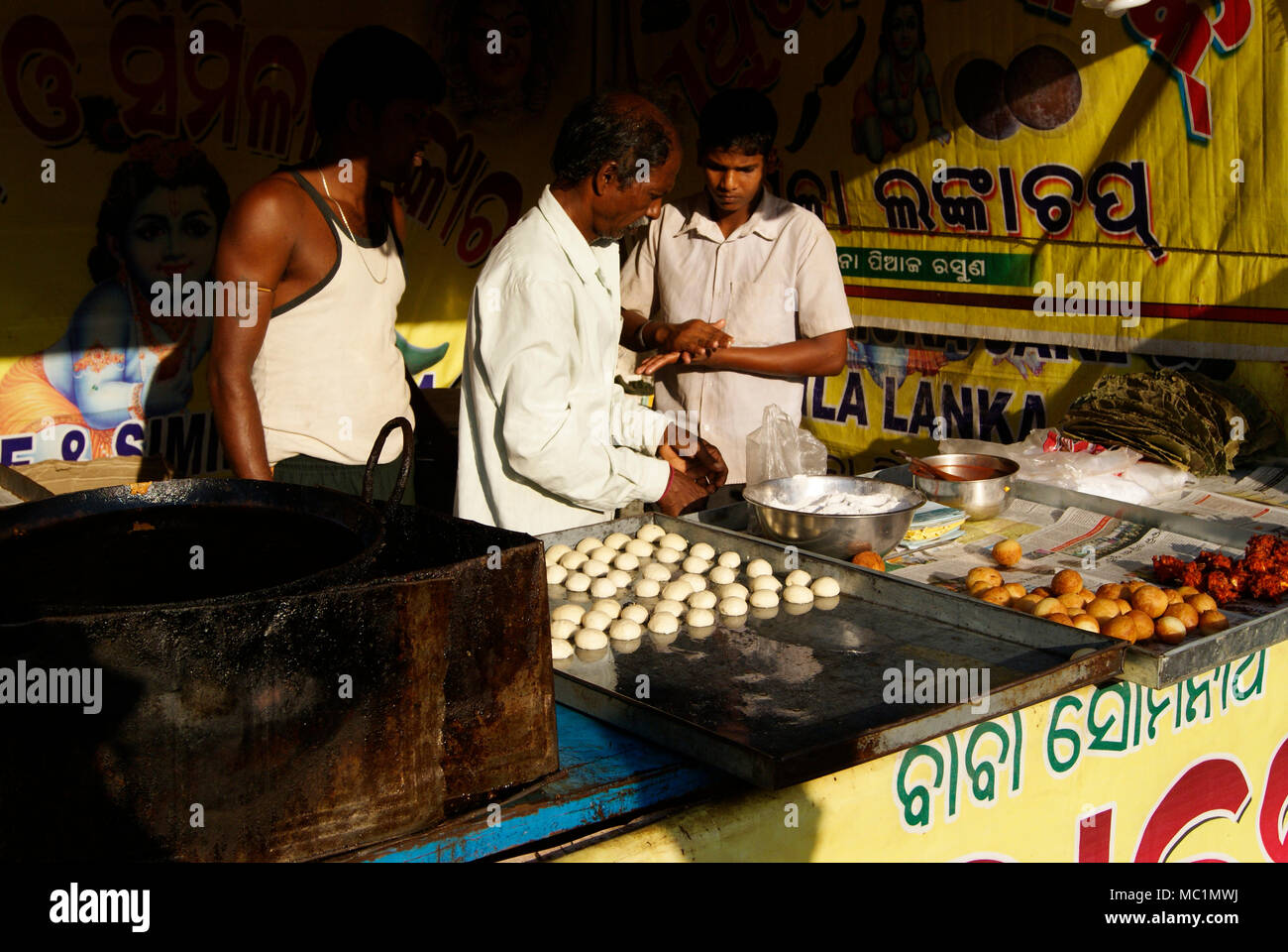 small snacks shop in the street in india Stock Photo - Alamy