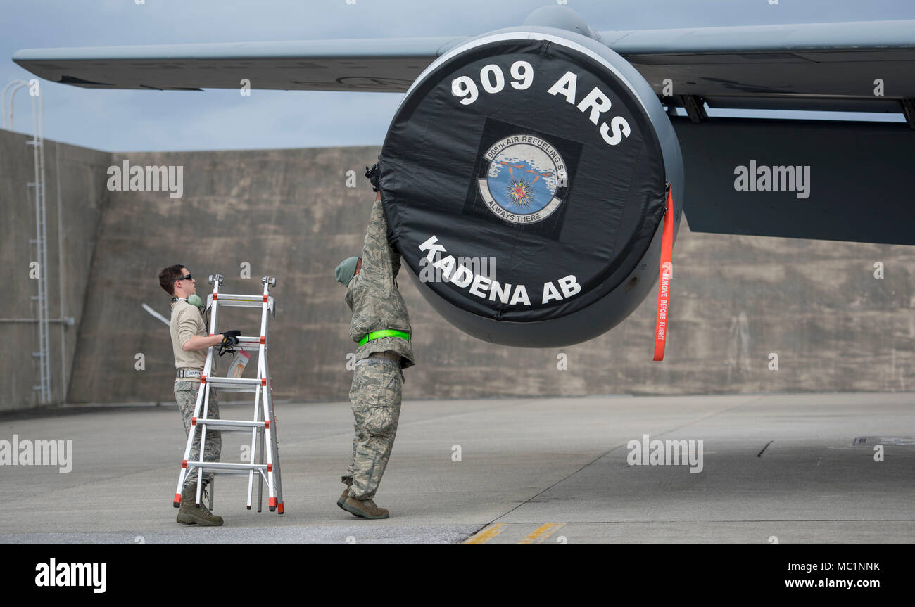 U.S. Air Force Tech. Sgt. Bill Smith (right) and Senior Airman ...