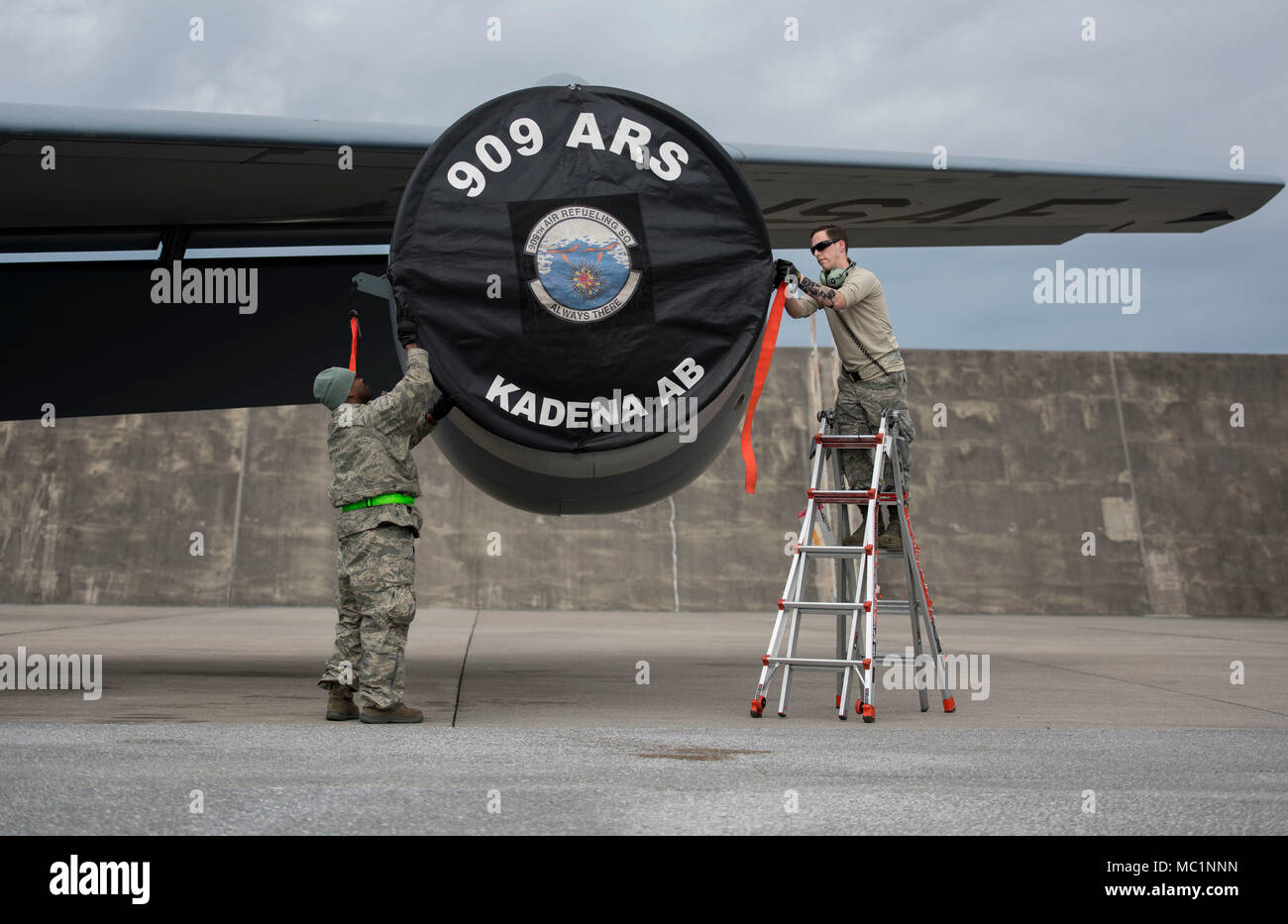 U.S. Air Force Tech. Sgt. Bill Smith (left) and Senior Airman ...
