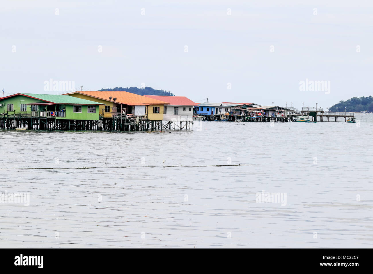Tropical island houses fishing hi-res stock photography and images - Alamy