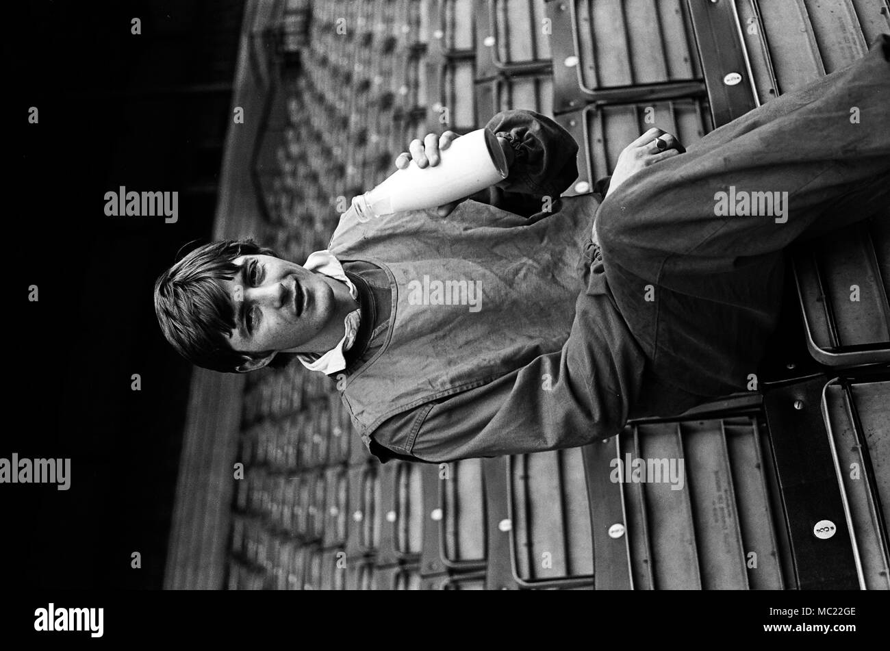Allan Clarke Football Stock Photos & Allan Clarke Football Stock Images ...
